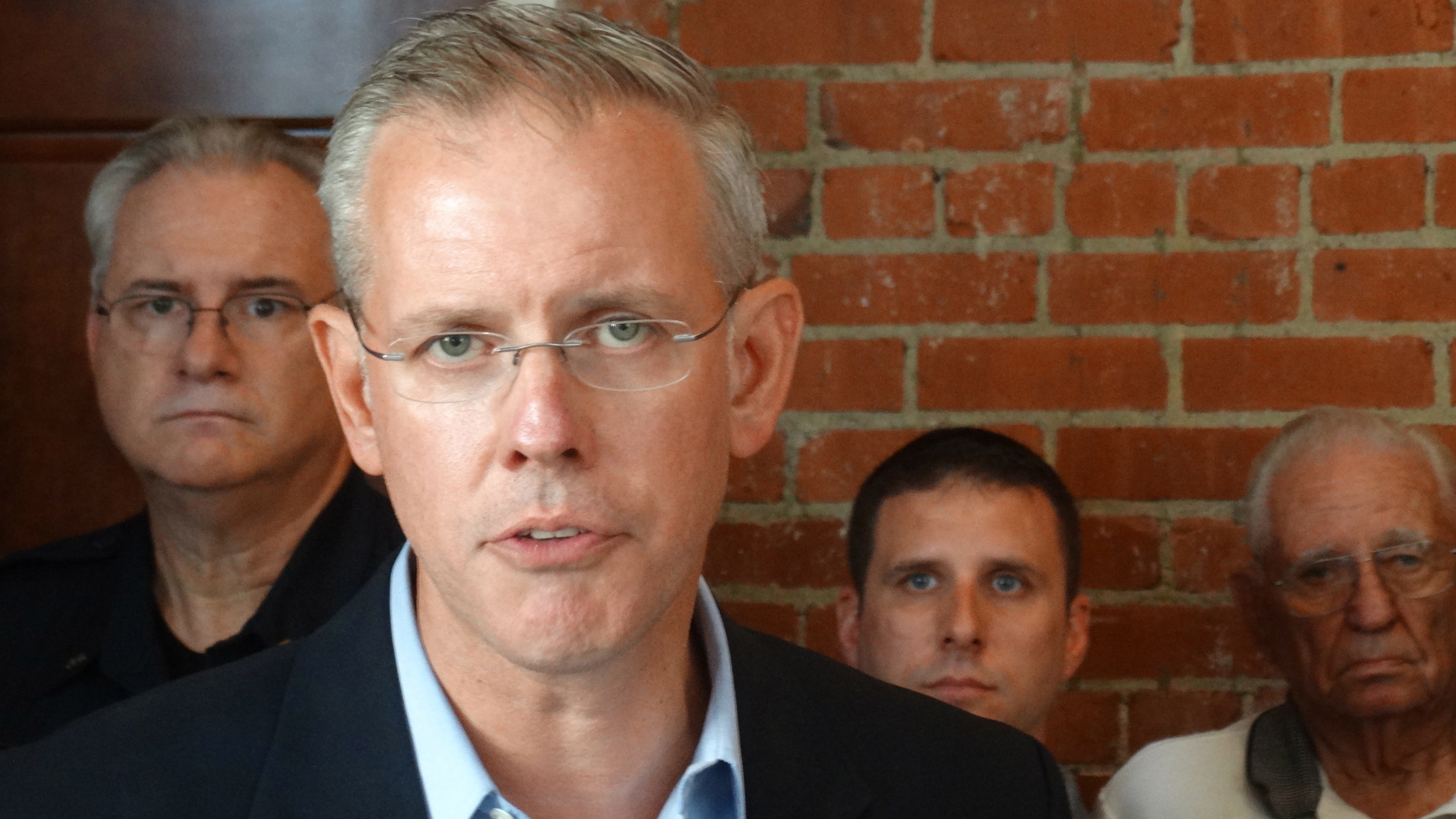 GOP targets Democrat Paul Davis with 1998 strip club incident | News ...